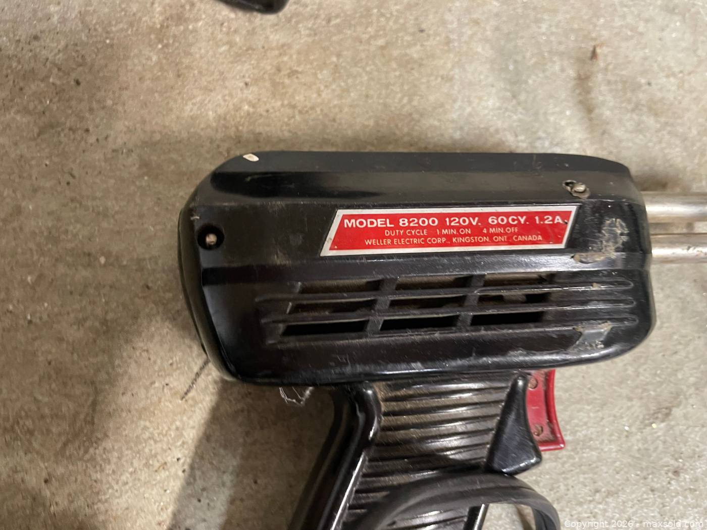 Mastercraft heat gun, Weller 8200 soldering gun, two small Blue-brand ...