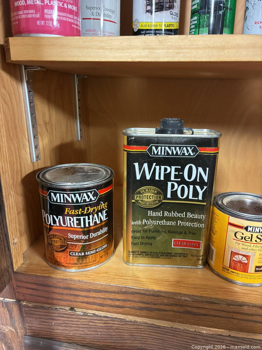Rust-Oleum spray paints, WD-40, acetone, wood finishes | Maxsold