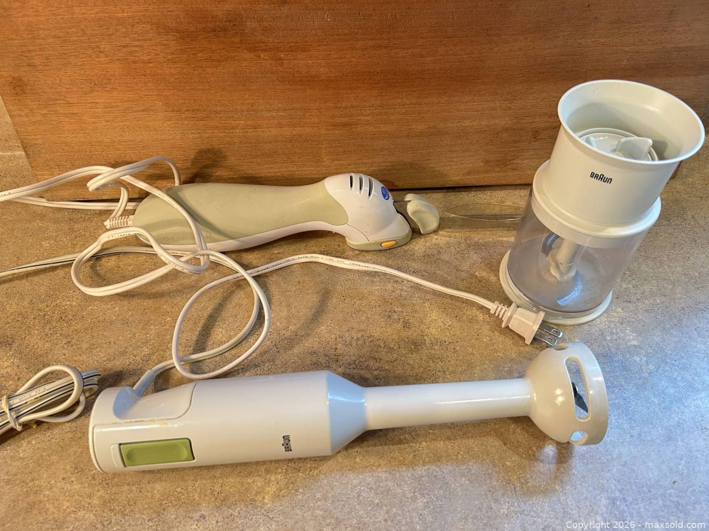 Braun corded hand blender & electric knife | Maxsold