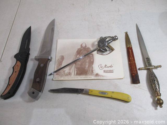 Buck USA fixed blade, Huntshield and Case folding knives, Marto ...