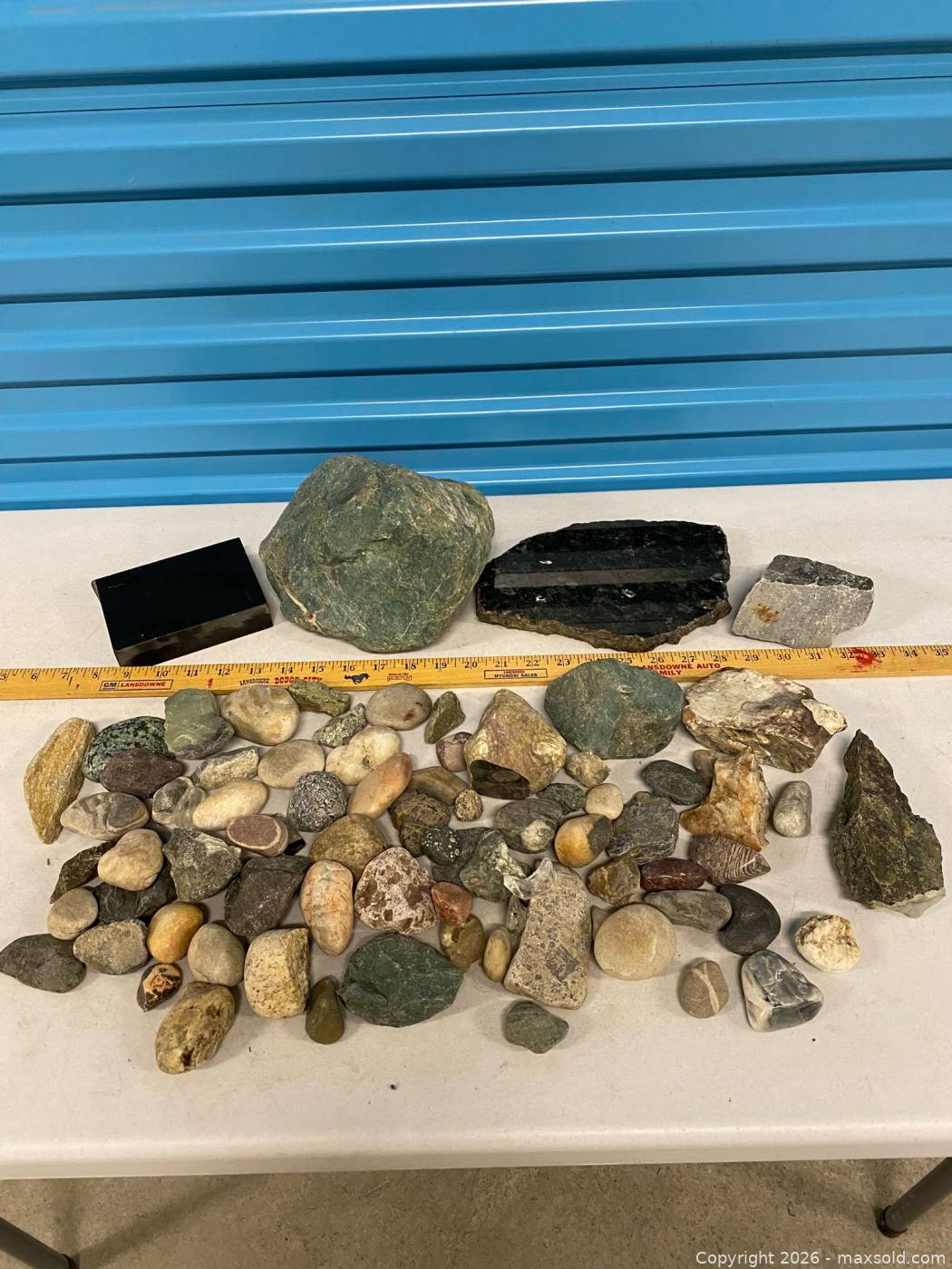Assorted Rock and Mineral Specimens | Maxsold