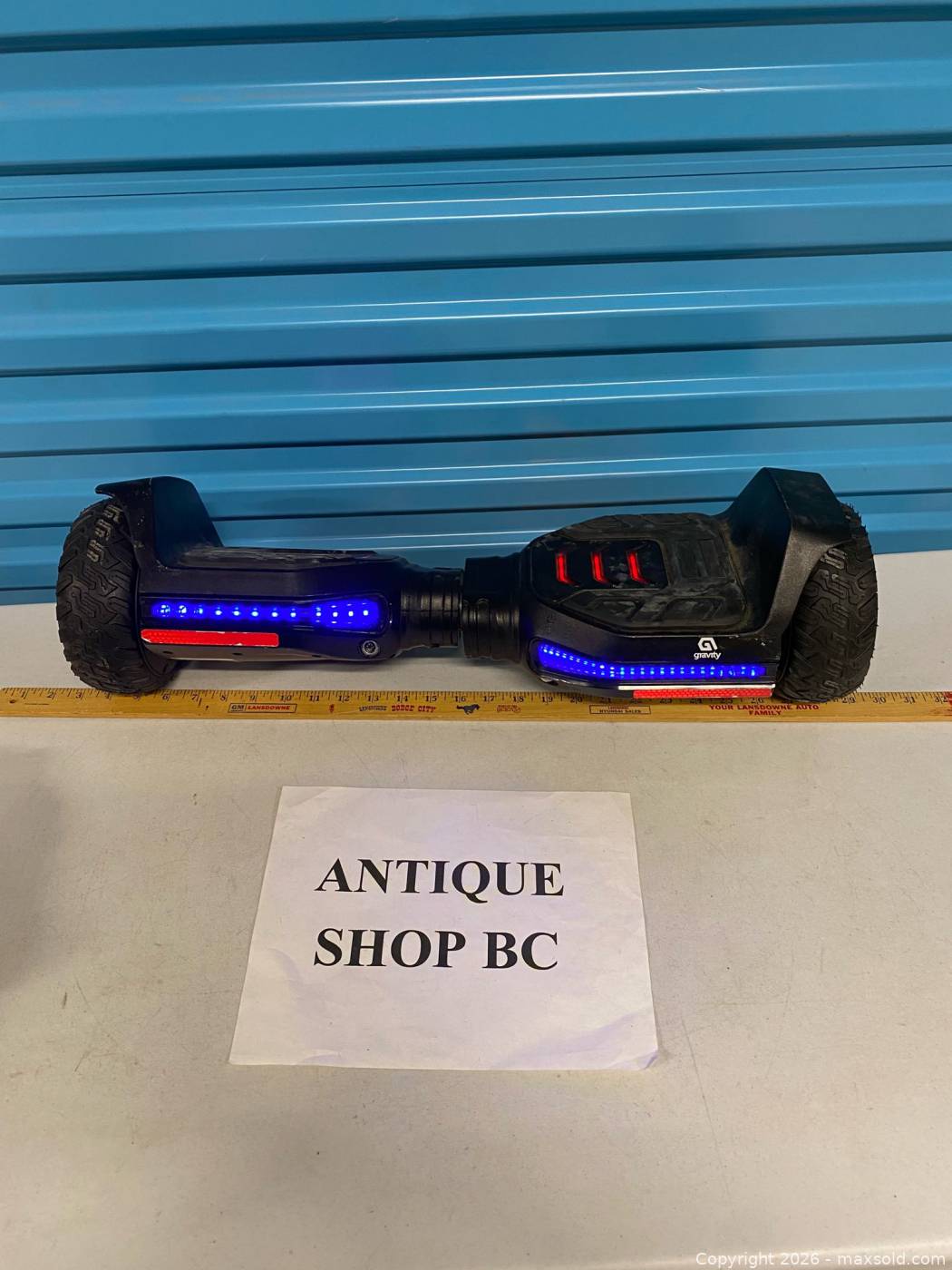 Gravity self-balancing hoverboard with LEDs | Maxsold