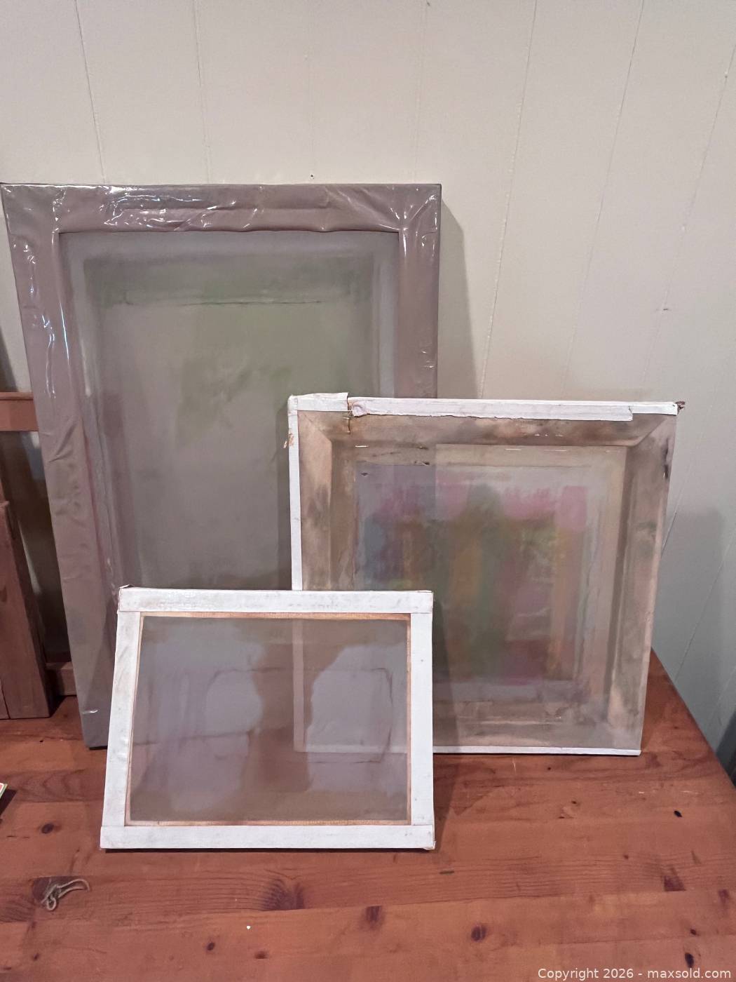 Silk screen frames, squeegees, brayer | Maxsold