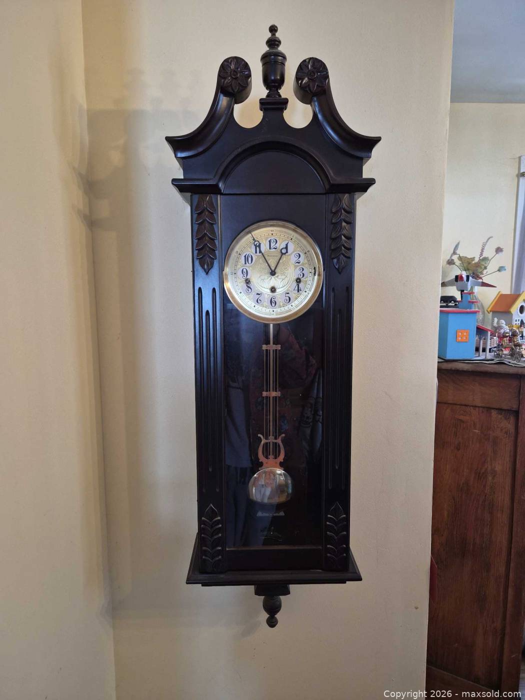 Westminster Model 86-1903 Wall Clock | Maxsold