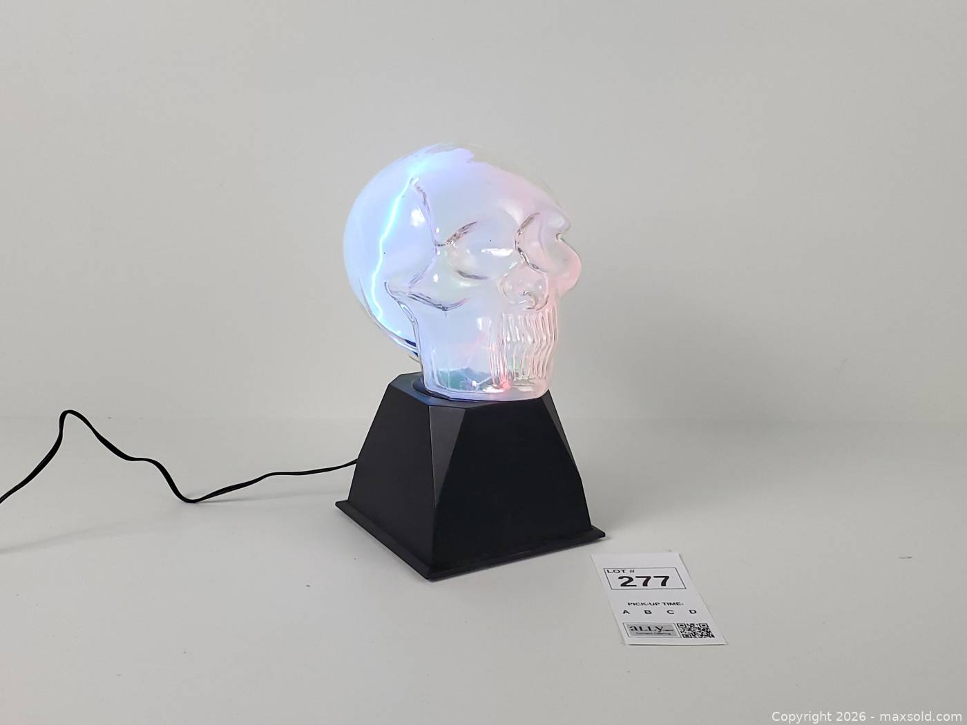 Vintage Plasma Skull Lamp | Maxsold