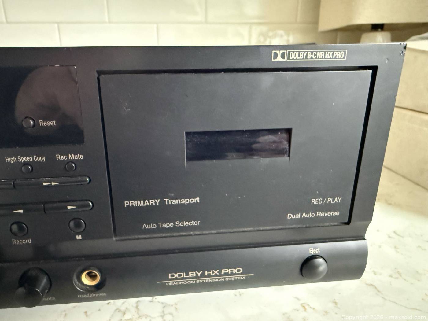 Harman Kardon DC520 dual cassette deck | Maxsold