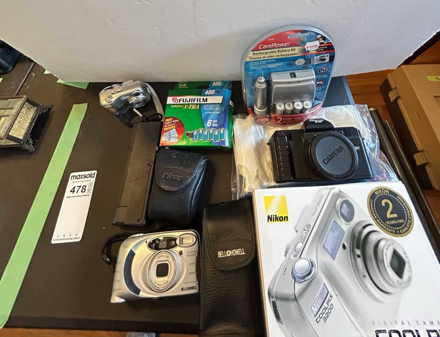 Nikon Coolpix 3200, Bell & Howell PZ2200, Kodak Ektralite 10, Orion 500 ...