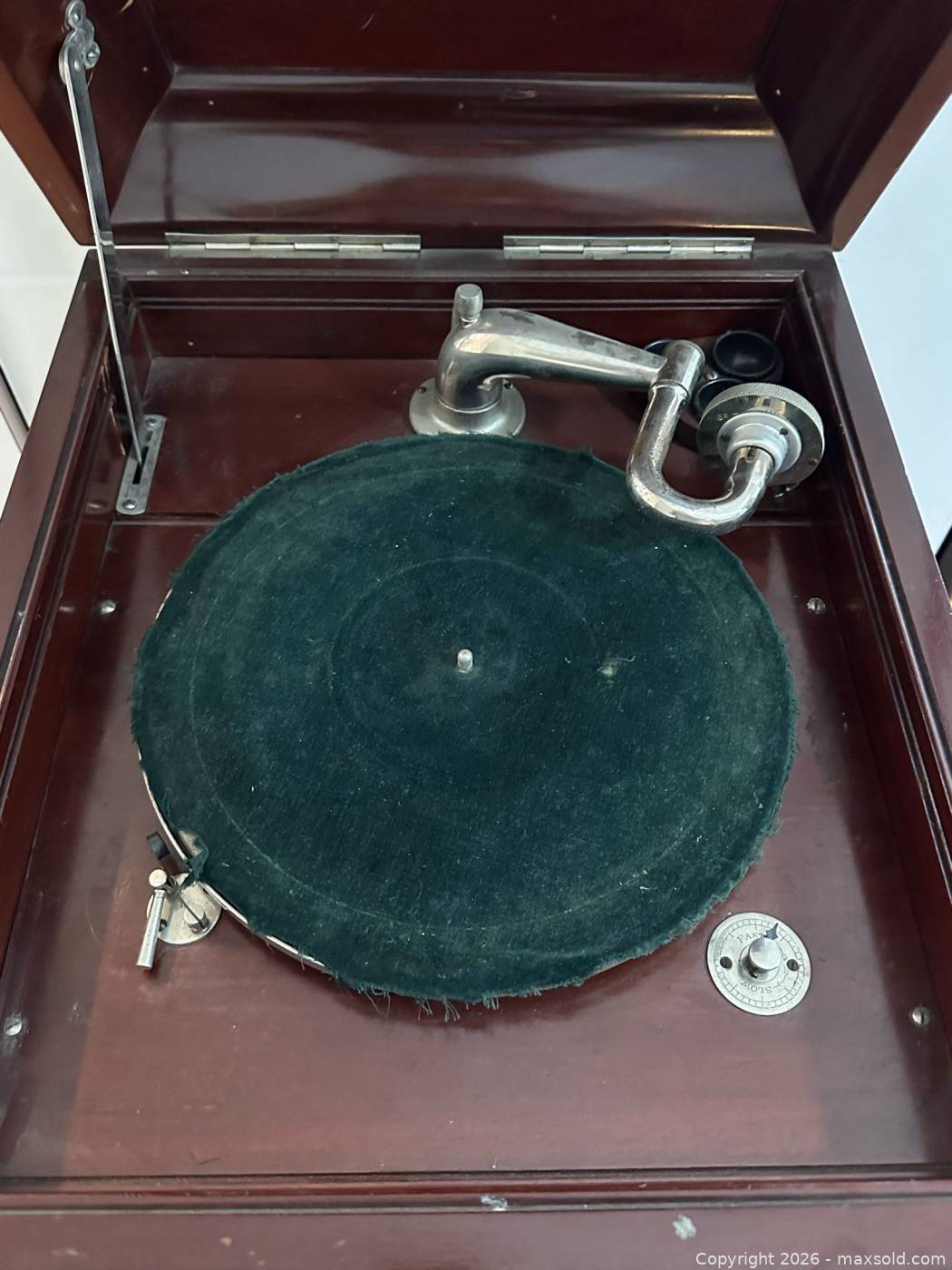 Edison Bell Discaphone Parlour Gramophone | Maxsold