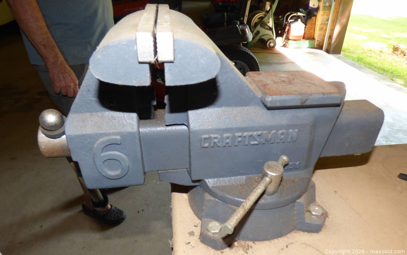 Craftsman 6-Inch Bench Vise | Maxsold