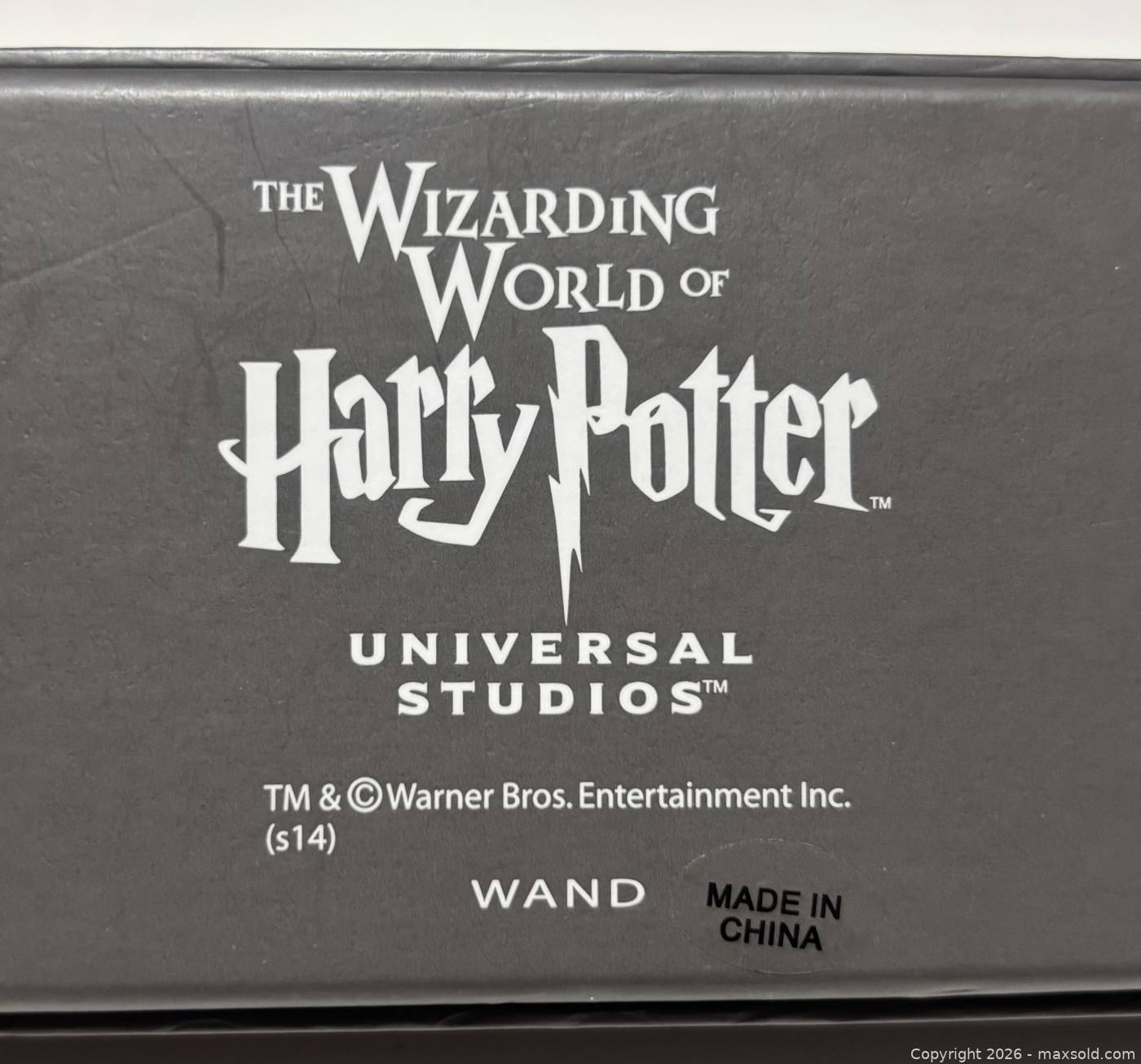 Harry Potter replica wands in original boxes | Maxsold