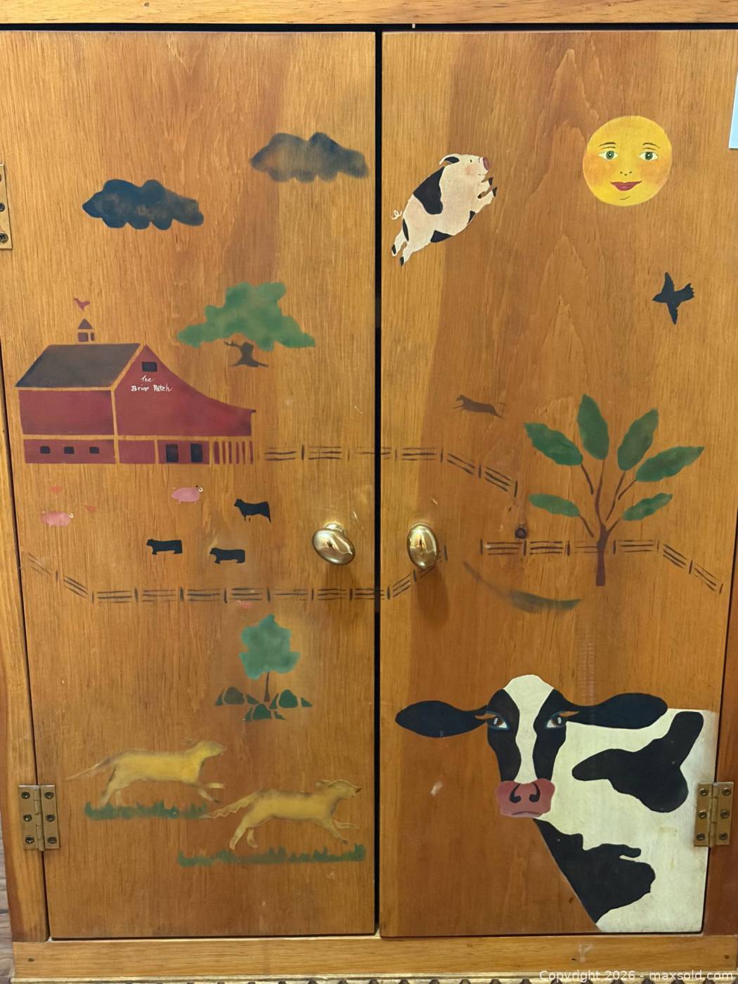 Painted wooden jam cupboard | Maxsold