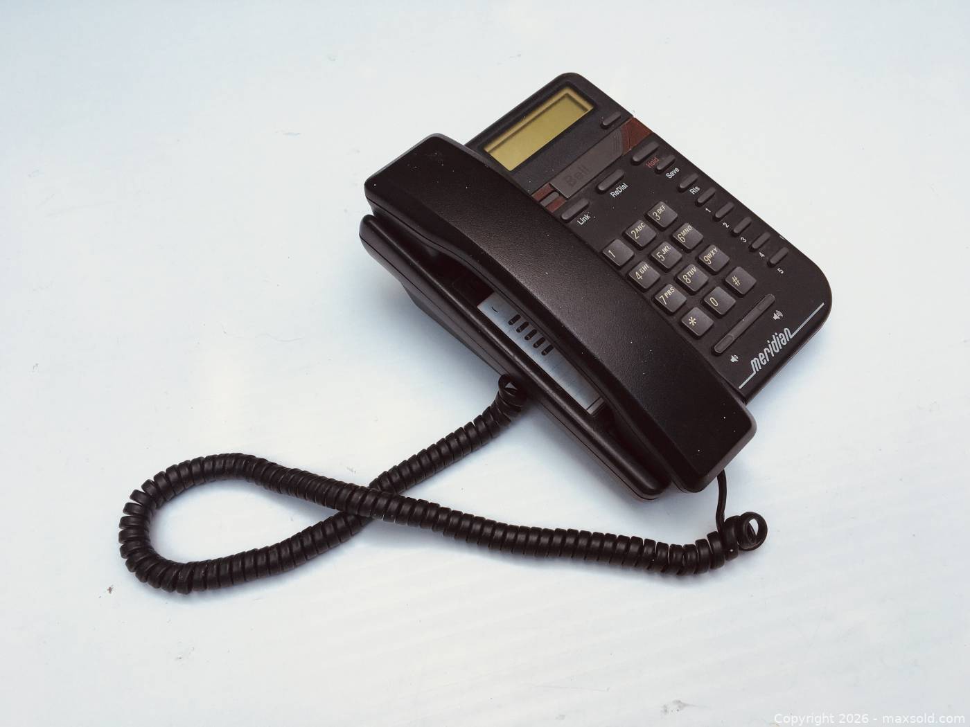 Bell analogue push-button landline telephone | Maxsold