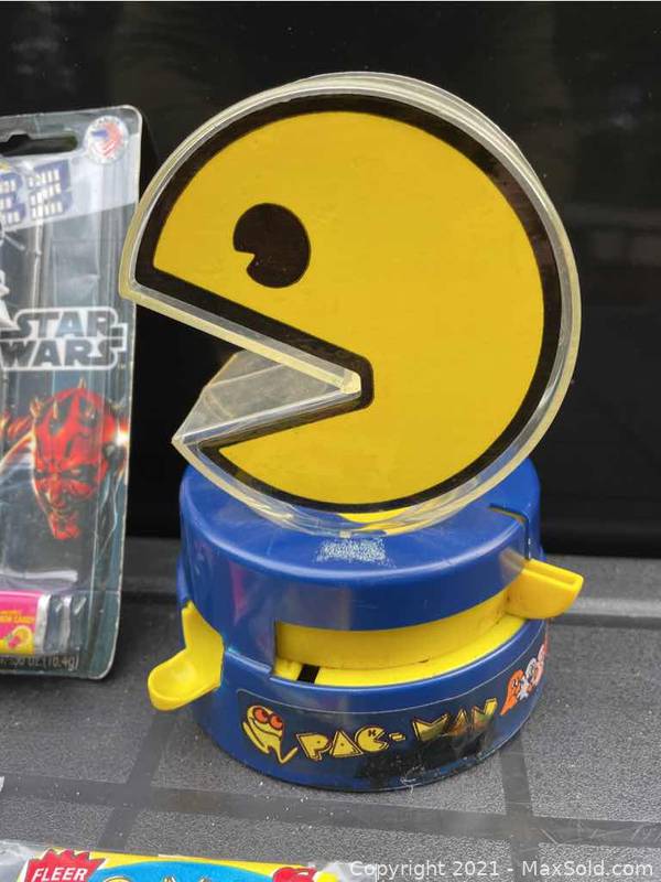 Vintage Pac-Man Gumball Machine, Star Wars Pez Dispenser, and Trading ...