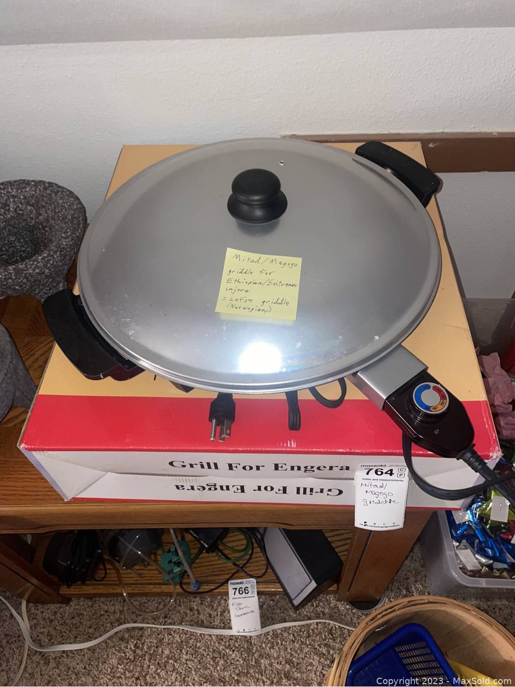 Ethiopian/Eritrean Electric Injera Griddle Mitad/Magogo | Maxsold