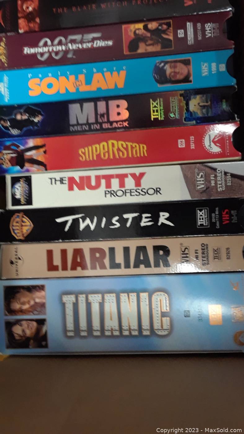 DVDs and VHS Tapes including Titanic, Michael Jackson, Men in Black ...