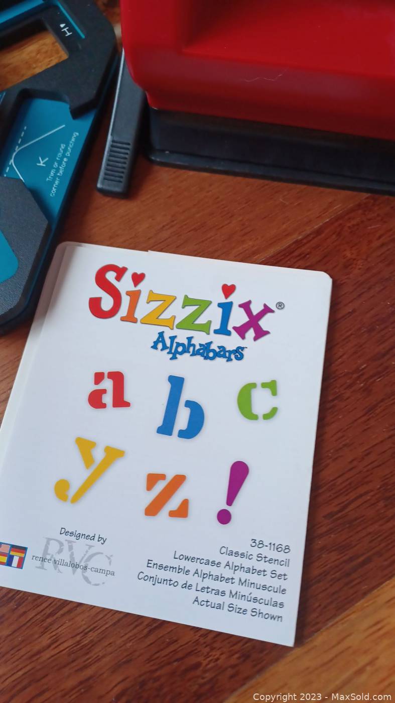 Sizzix Sidekick with Alphabet Stencil, Font Plates, Corner Pro Punch ...