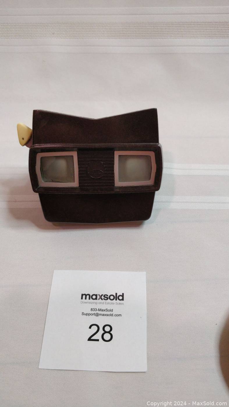 1950s Bakelite View-Master with Story Reels | Maxsold