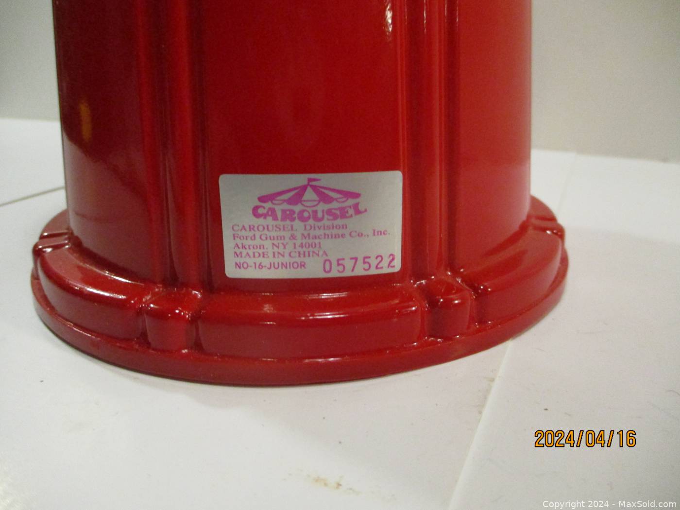 Red Carousel No-16 Junior Gumball Machine | Maxsold