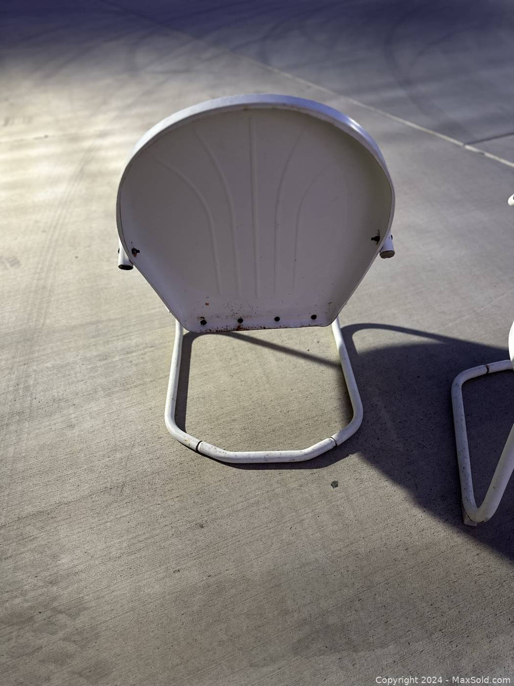 1960s Vintage Motel Clamshell Metal Chairs Pair | Maxsold