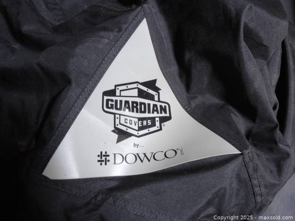 Guardian Medium Motorcycle Cover | Maxsold