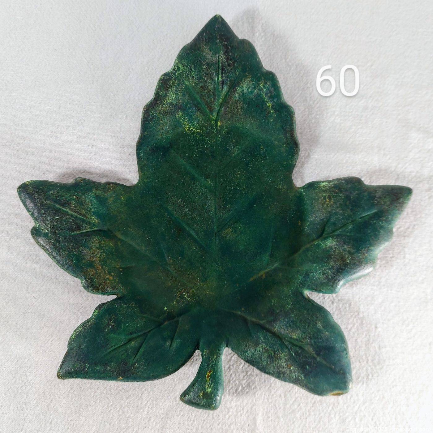 Cast iron maple leaf planter dish 6" x 6" | Maxsold
