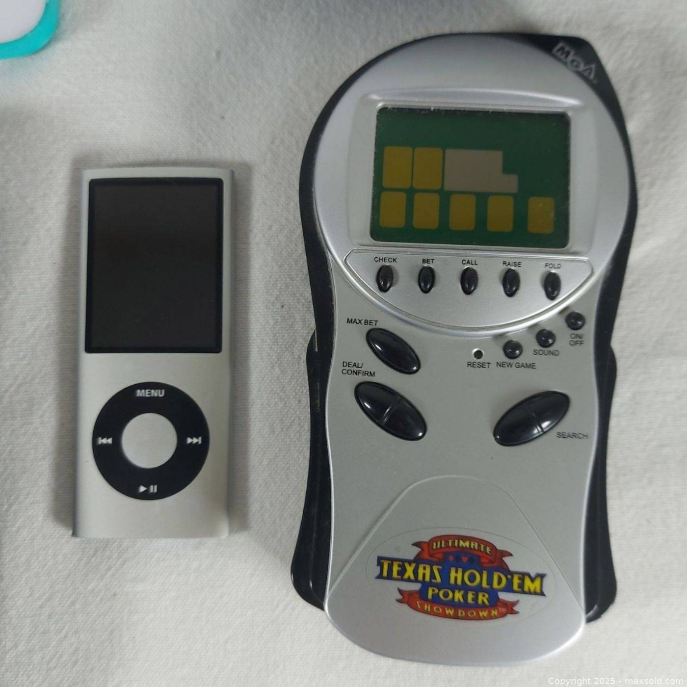 Apple iPod, Sony Discman, Samsung Tablet & Media Devices | Maxsold