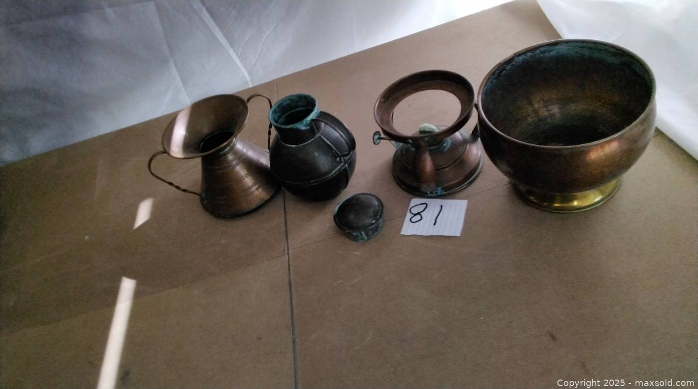 Brass decorative vessel bundle | Maxsold