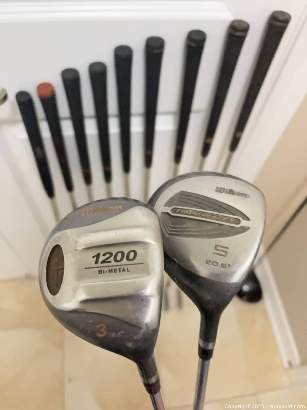 12-Piece Wilson Golf Club Set | Maxsold