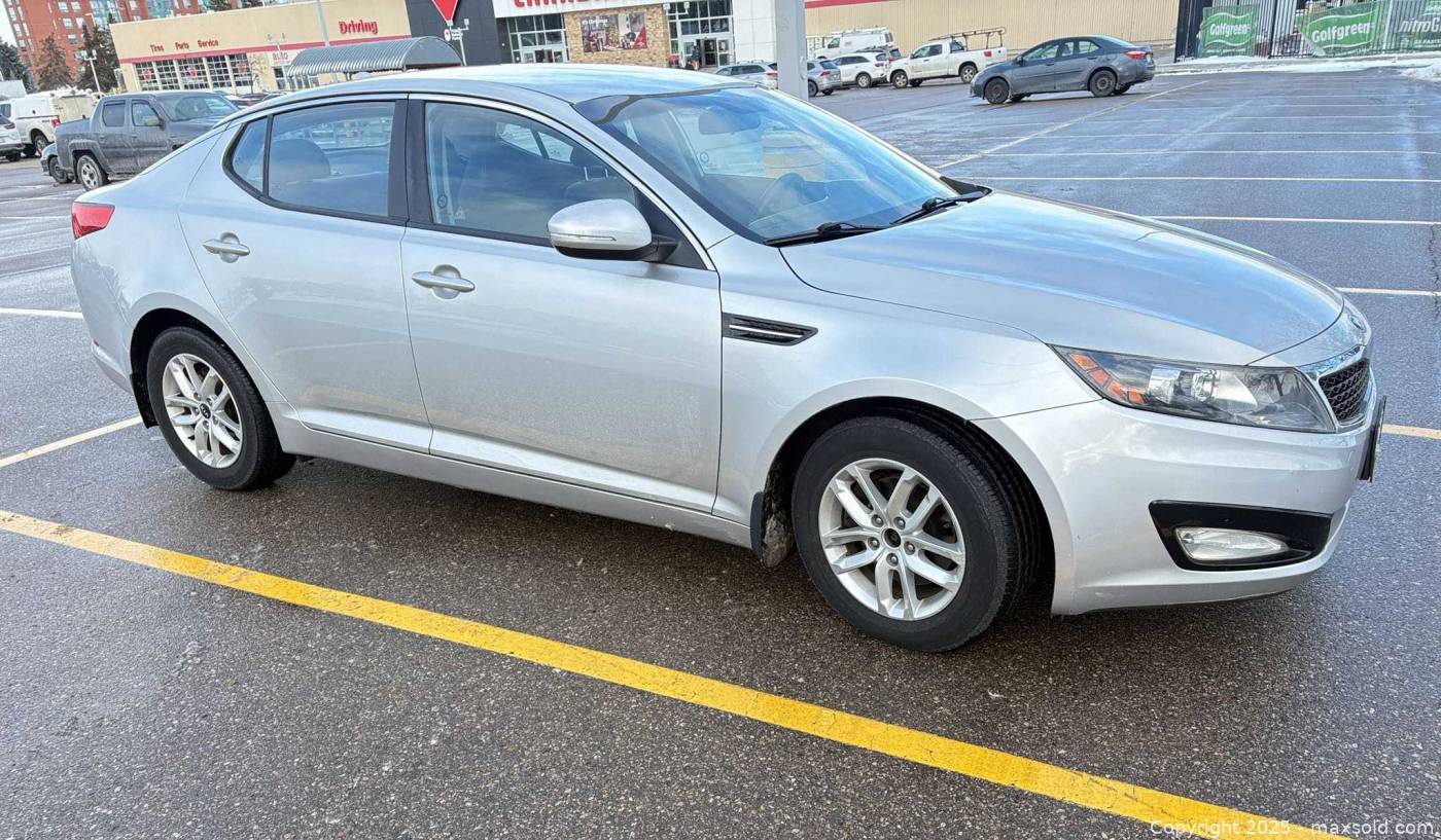2013 Kia Optima LX Sedan 85,922 km | Maxsold