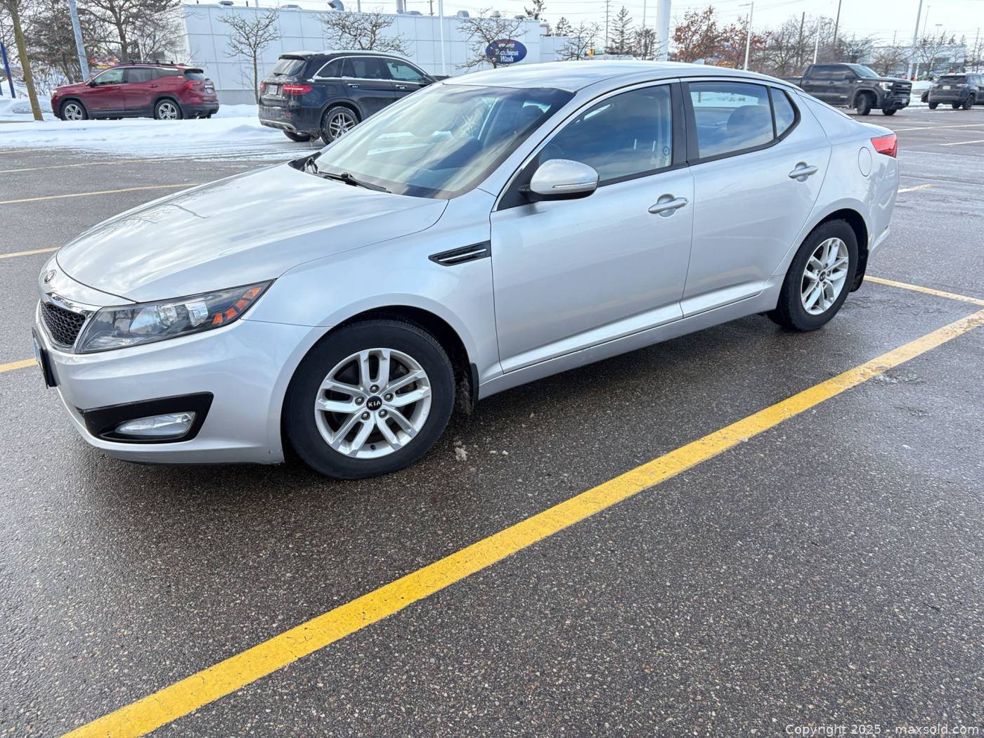 2013 Kia Optima LX Sedan 85,922 km | Maxsold