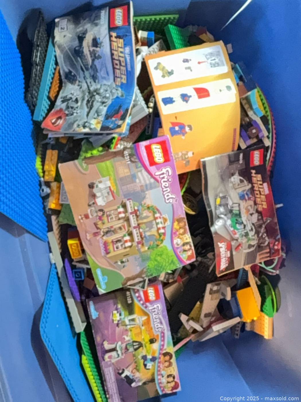 LEGO loose bricks and pieces 22 lb | Maxsold