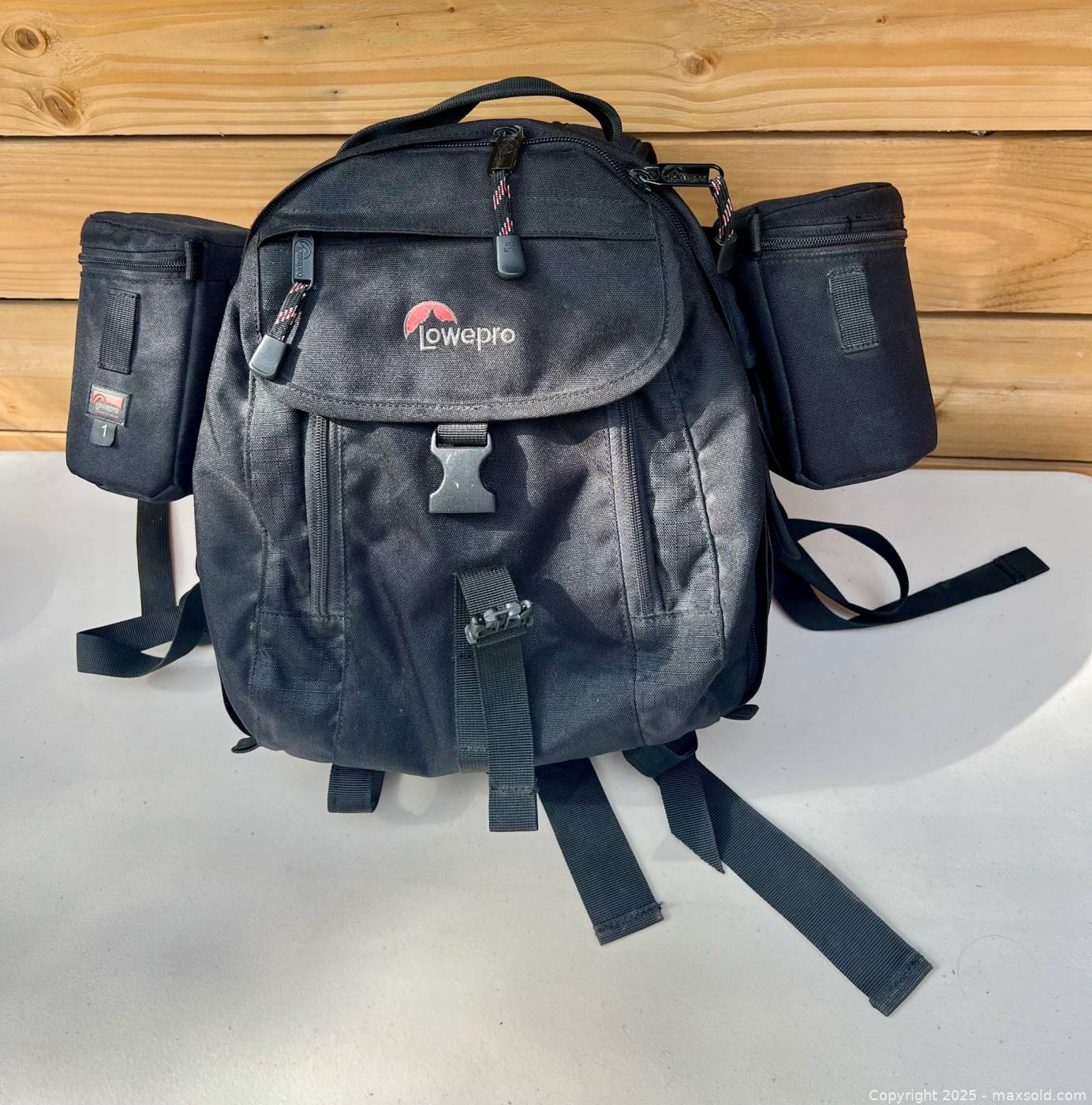 Lowepro Trekker camera backpack case | Maxsold
