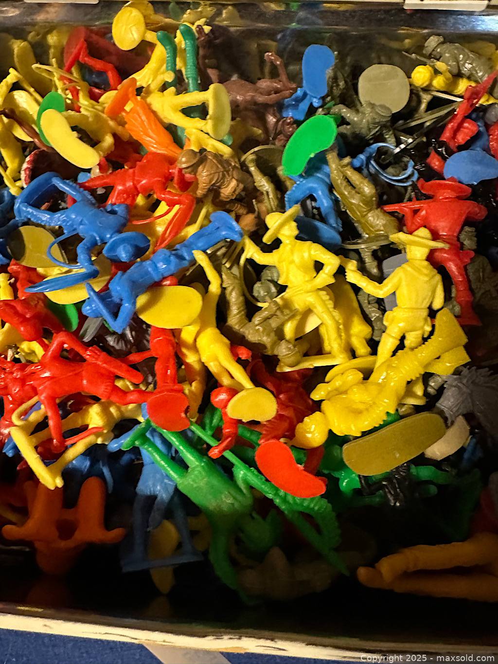 Vintage 1950s-1960s Marx Plastic Toy Cowboys and Soldiers Collection in ...