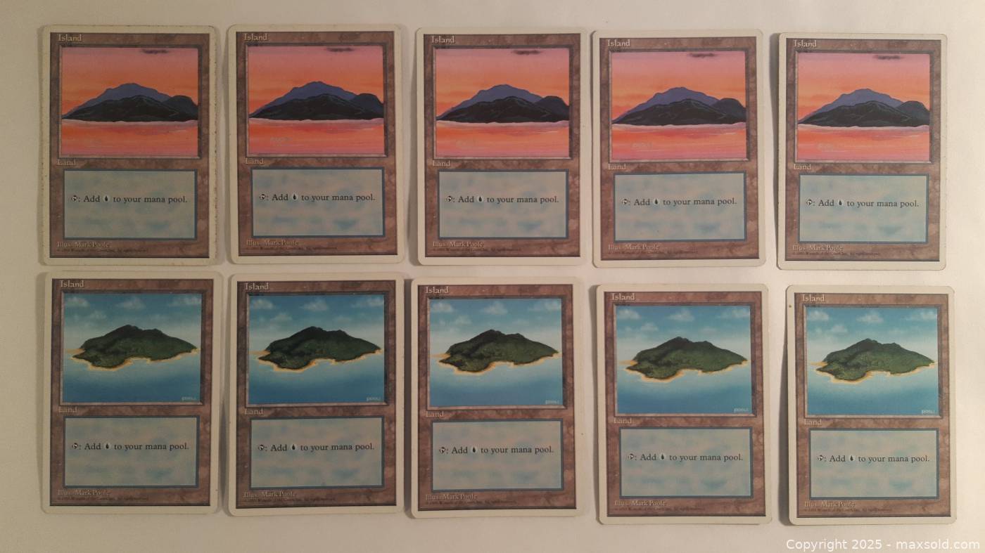 10 Magic: The Gathering Island cards, white border | Maxsold