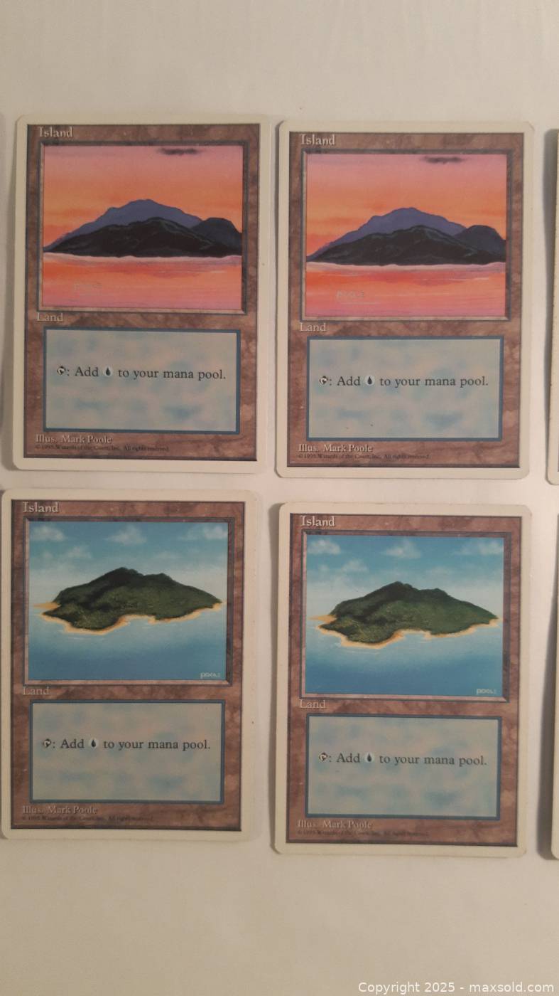 10 Magic: The Gathering Island cards, white border | Maxsold