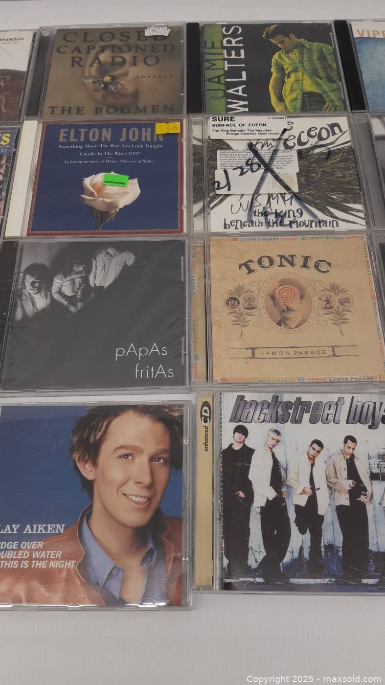 24 Pop Rock CDs Elton John Beach Boys | Maxsold
