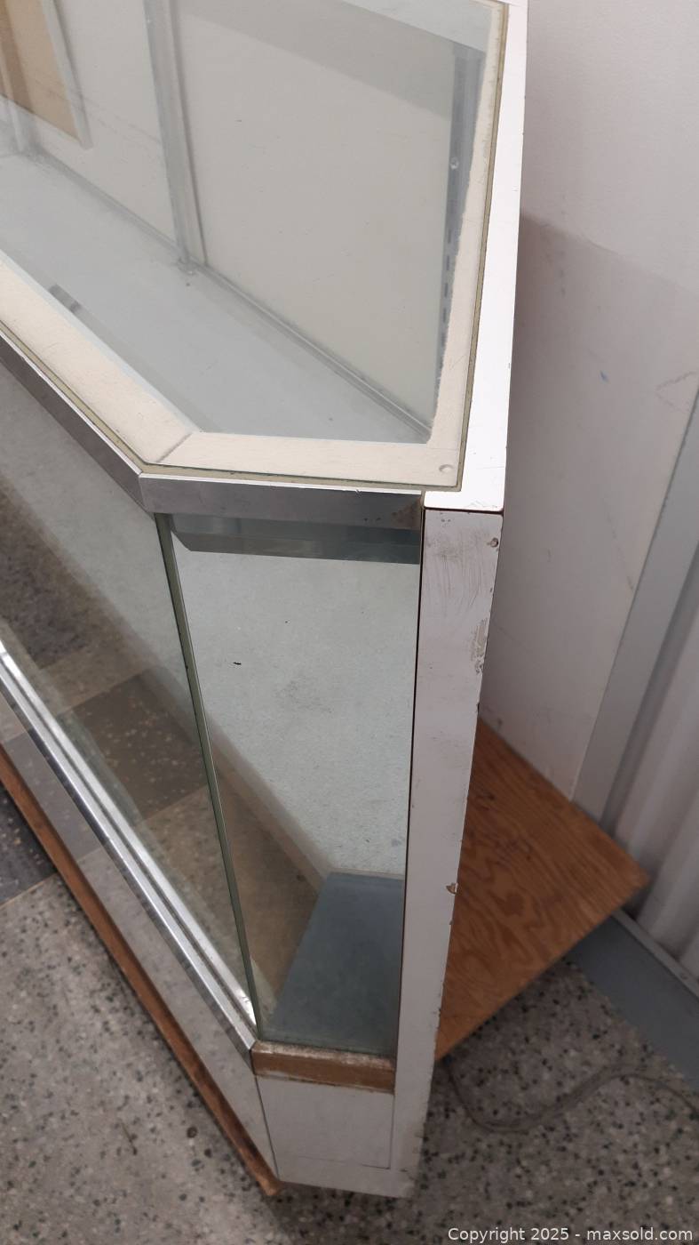 Glass Top Corner-Edge Display Cabinet | Maxsold