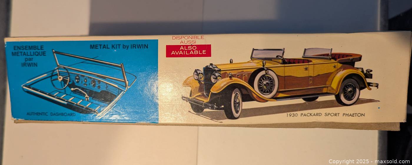 Vintage Irwin Toys 1930 Packard Roadster 1:22 Metal Model Kit | Maxsold