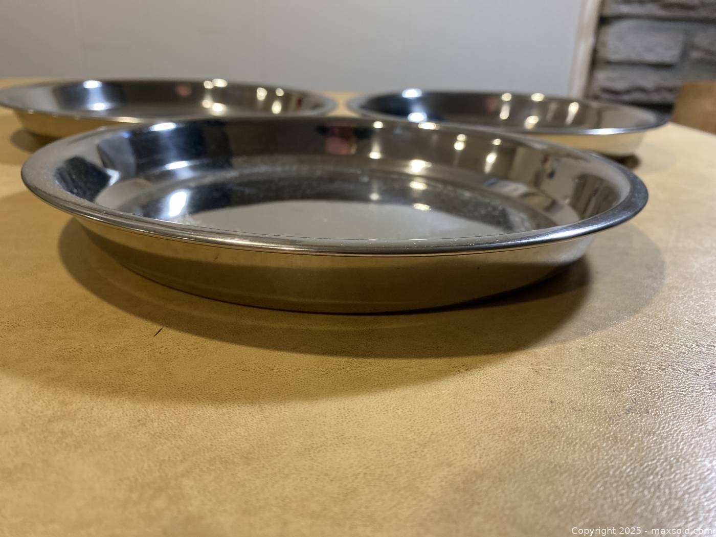 Set of 3 Stainless Steel Shallow Pans | Maxsold