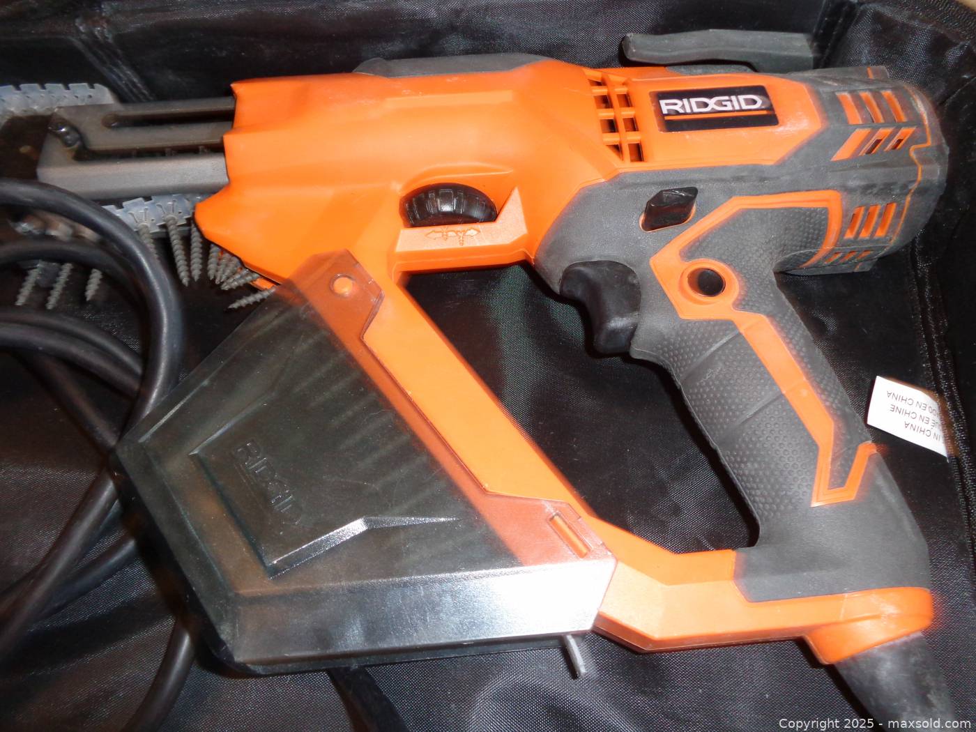 Ridgid R6791 collated screw gun set | Maxsold