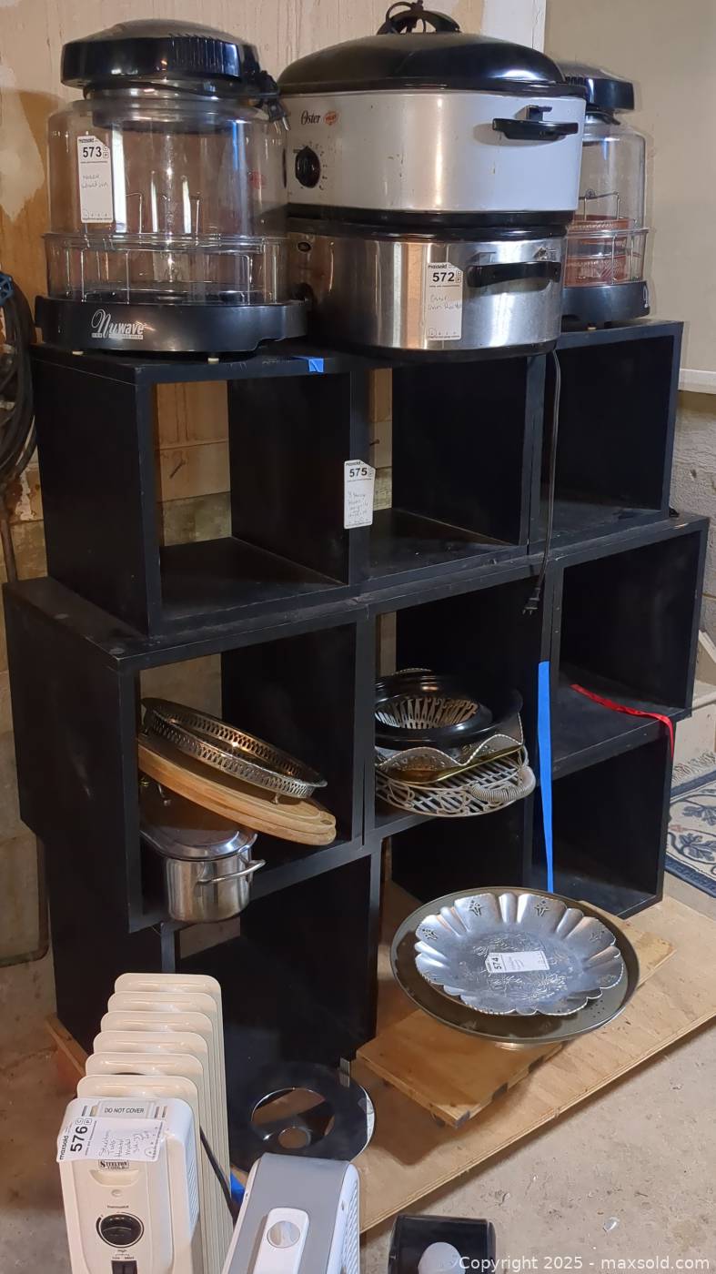 Eight Black Laminate Storage Blocks | Maxsold