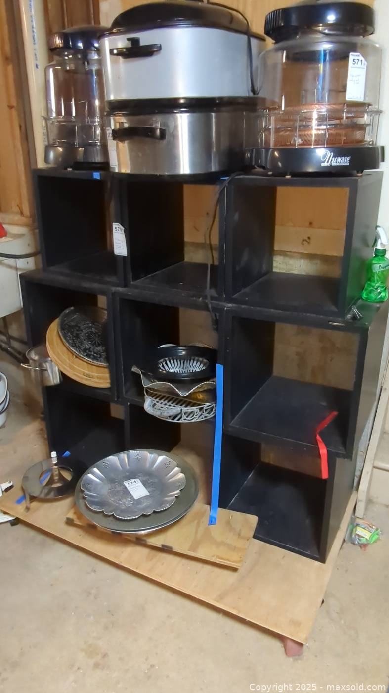 Eight Black Laminate Storage Blocks | Maxsold