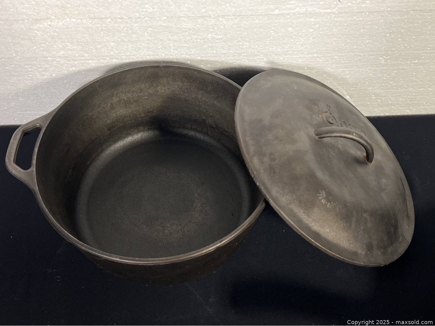 Lodge Cast Iron Cookware Set with Dutch Oven, Grill Skillet, and Frying ...