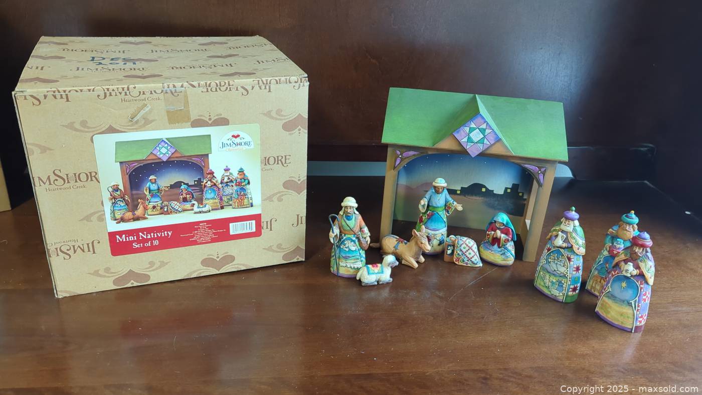 Jim Shore Mini Nativity Set 10 Pieces with Original Box | Maxsold