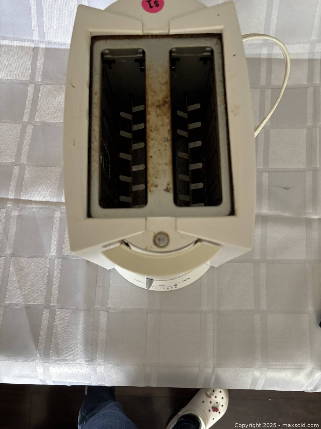 Sunbeam Two Slice Toaster with Eight Settings | Maxsold