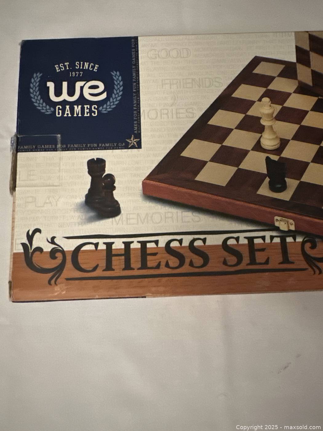 WE Games Magnetic Folding Chess Set Walnut Finish 12x12 Inch, 1 Black ...