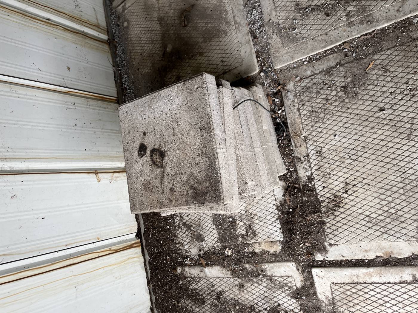 Heavy Interlocking Concrete Bricks and Square Stones | Maxsold