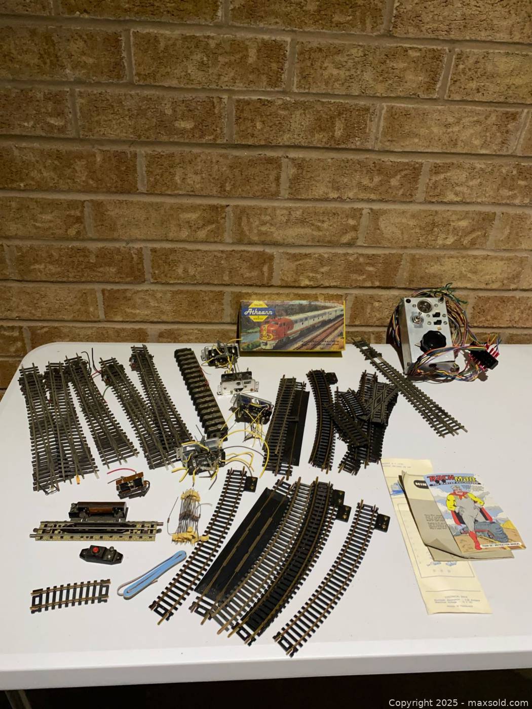 HO scale brass track, turnouts, switch machines, control box, manuals ...