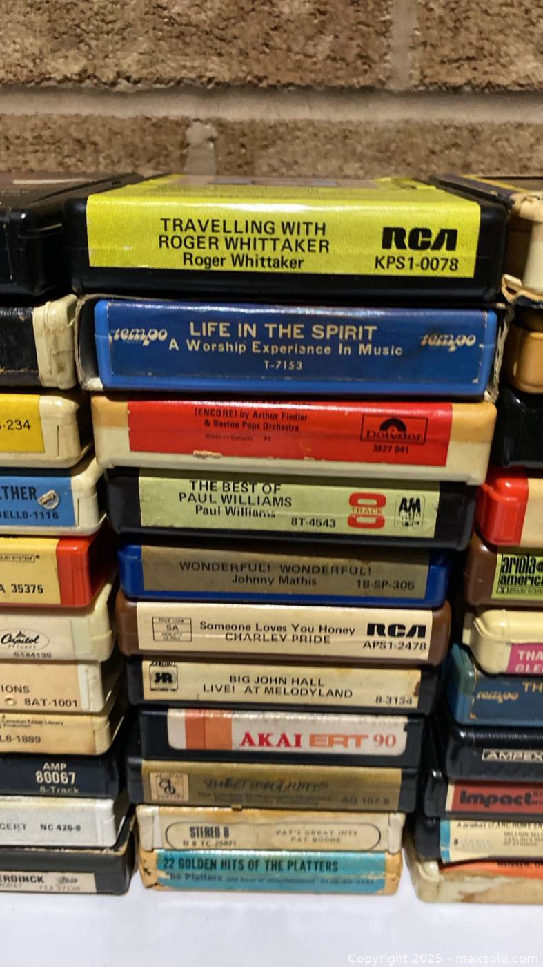 33 vintage 8-track tape cartridges | Maxsold
