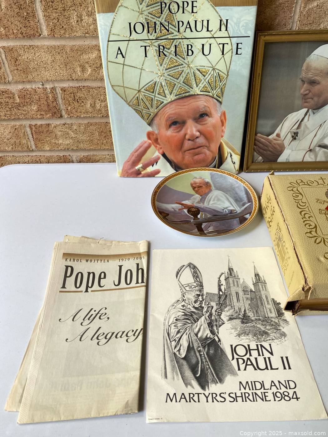 Pope John Paul II memorabilia, 6 items | Maxsold